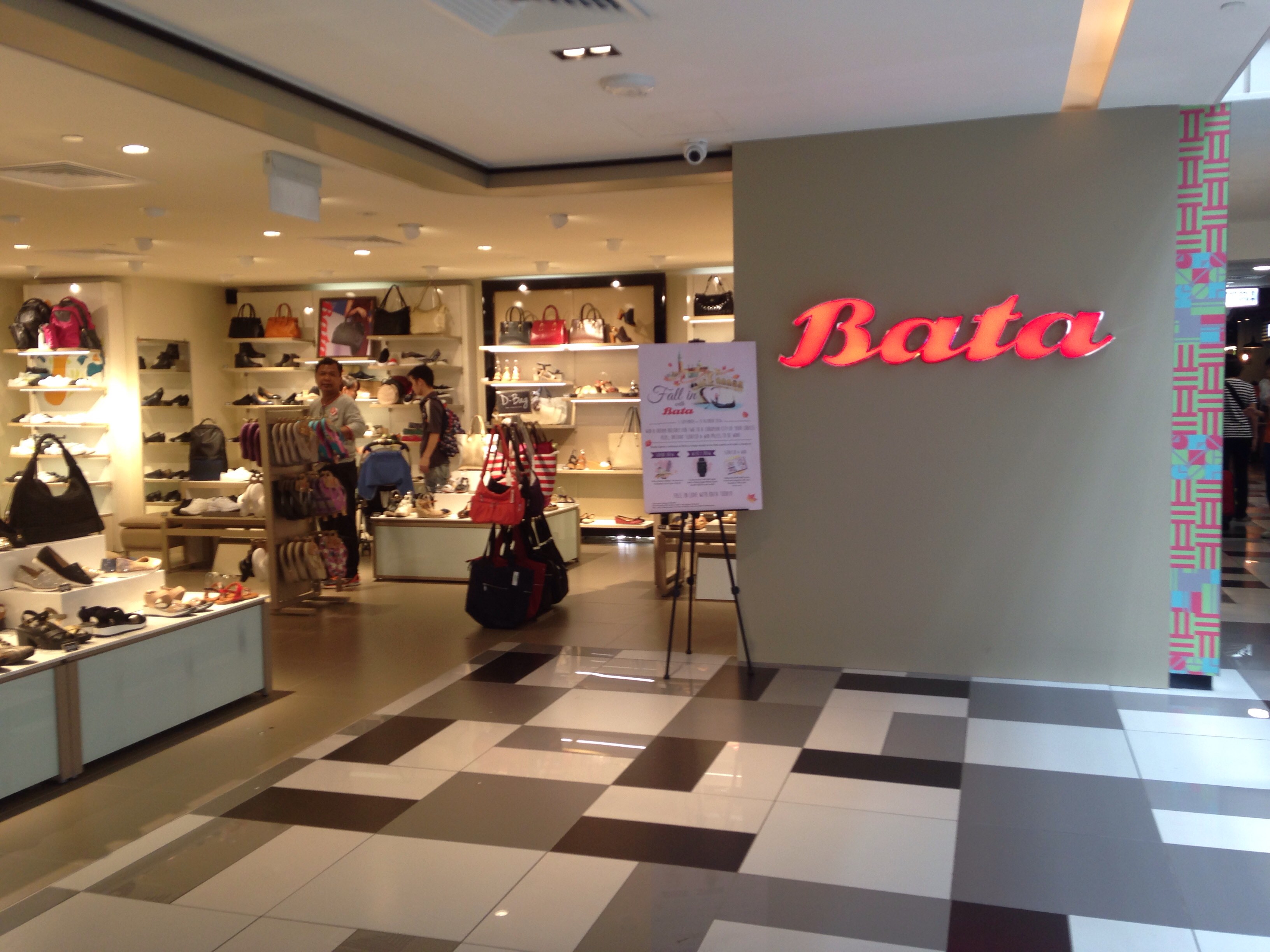 Singapore Service - Clothing - Bata(Tiong Bahru Plaza) | Nestia