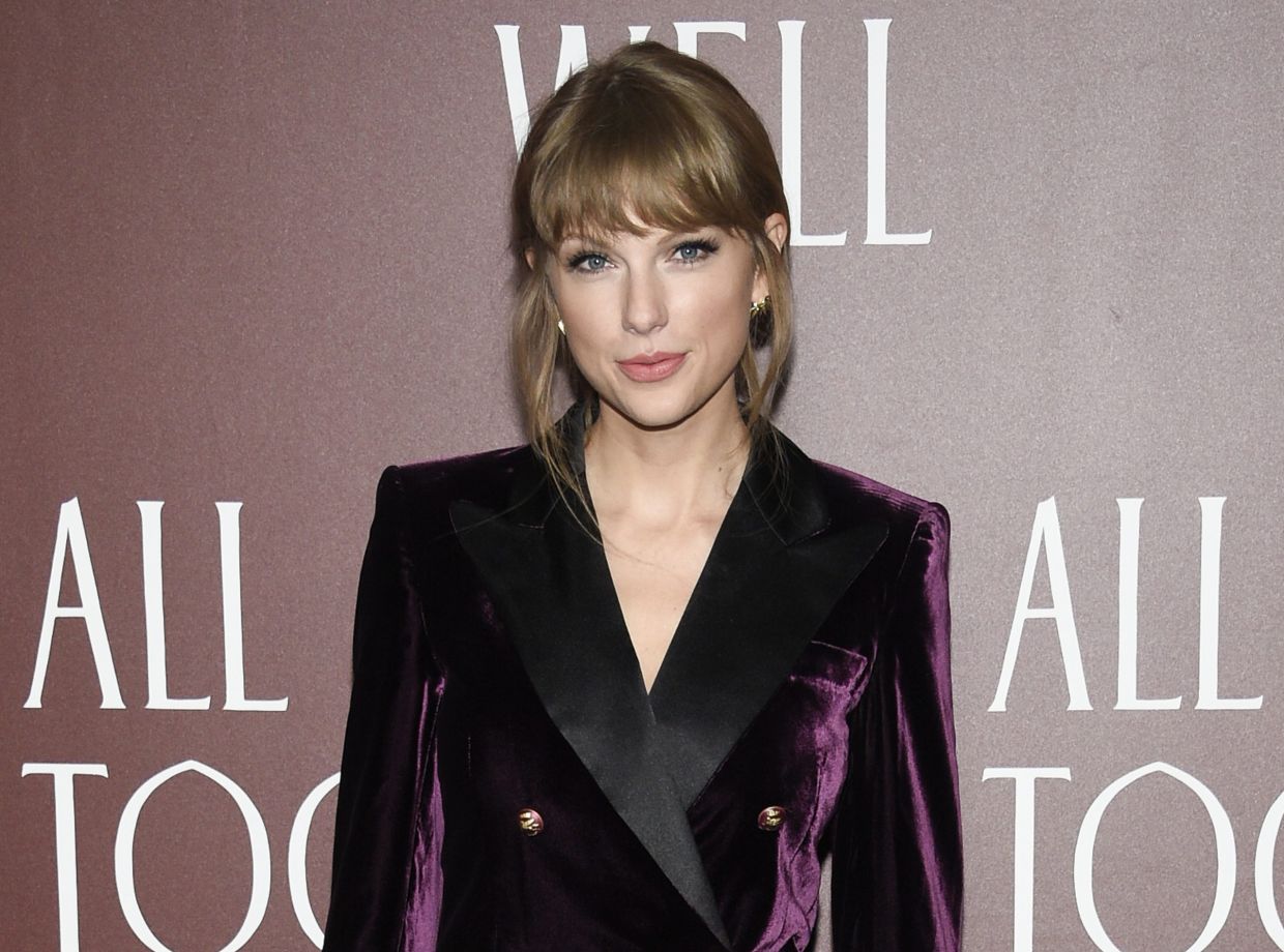 Obsessed Taylor Swift fan arrested for stalking and threatening the ... Obsessed Taylor Swift fan arrested for stalking and threatening the ...