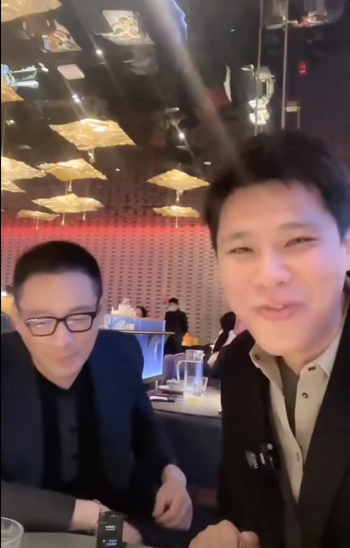 终于和解！汪小菲葛斯齐同框直播握手，不顾315点名怒赞酸辣粉 Nestia
