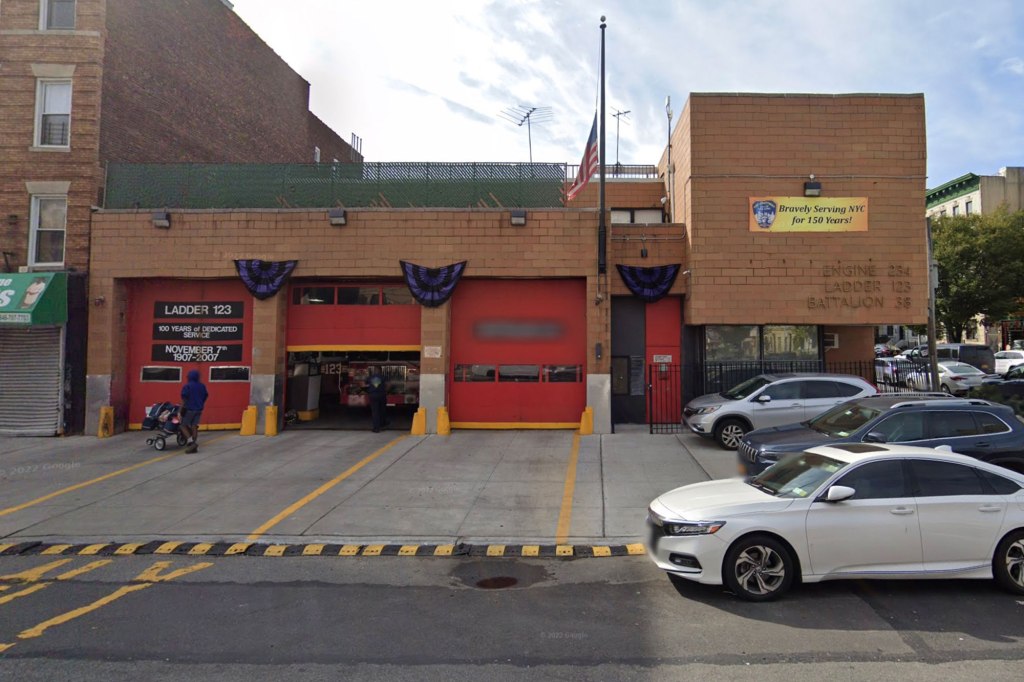 FDNY lieutenant suspended 4 weeks after choking out EMT over ...
