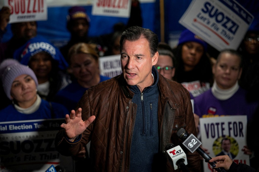 NY Democrats ram through new congressional map that will give them an ...