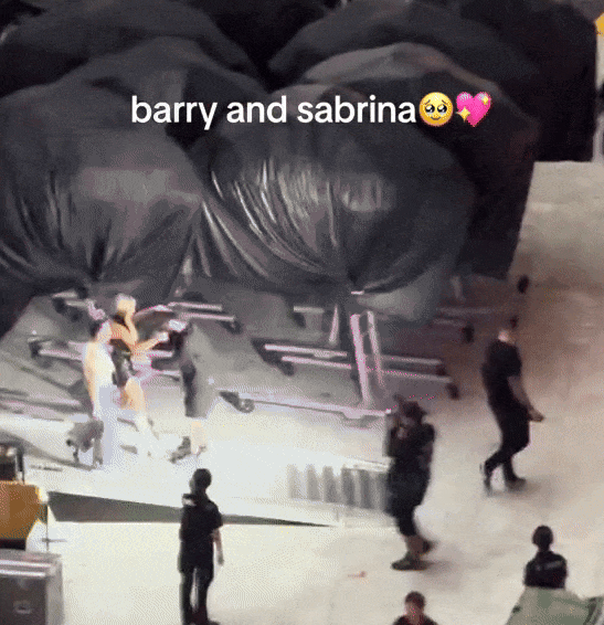 Sabrina carpenter hugs actor barry keoghan after opening for s’pore ...