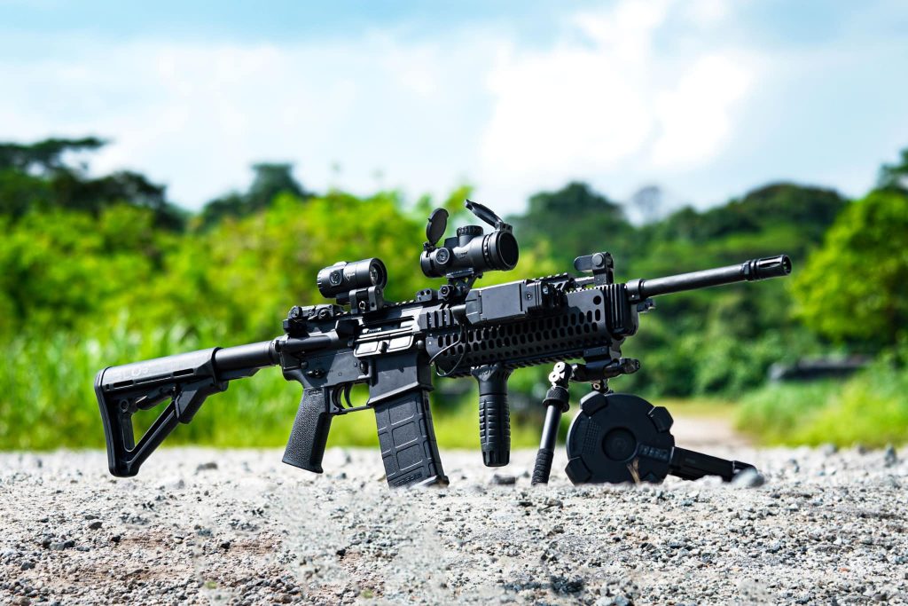 Singapore army unveils a new light machine gun | Nestia