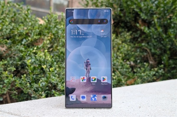 努比亚Z80 Ultra率先告别小字宣传 倪飞喊话友商：欢迎跟进 | Nestia